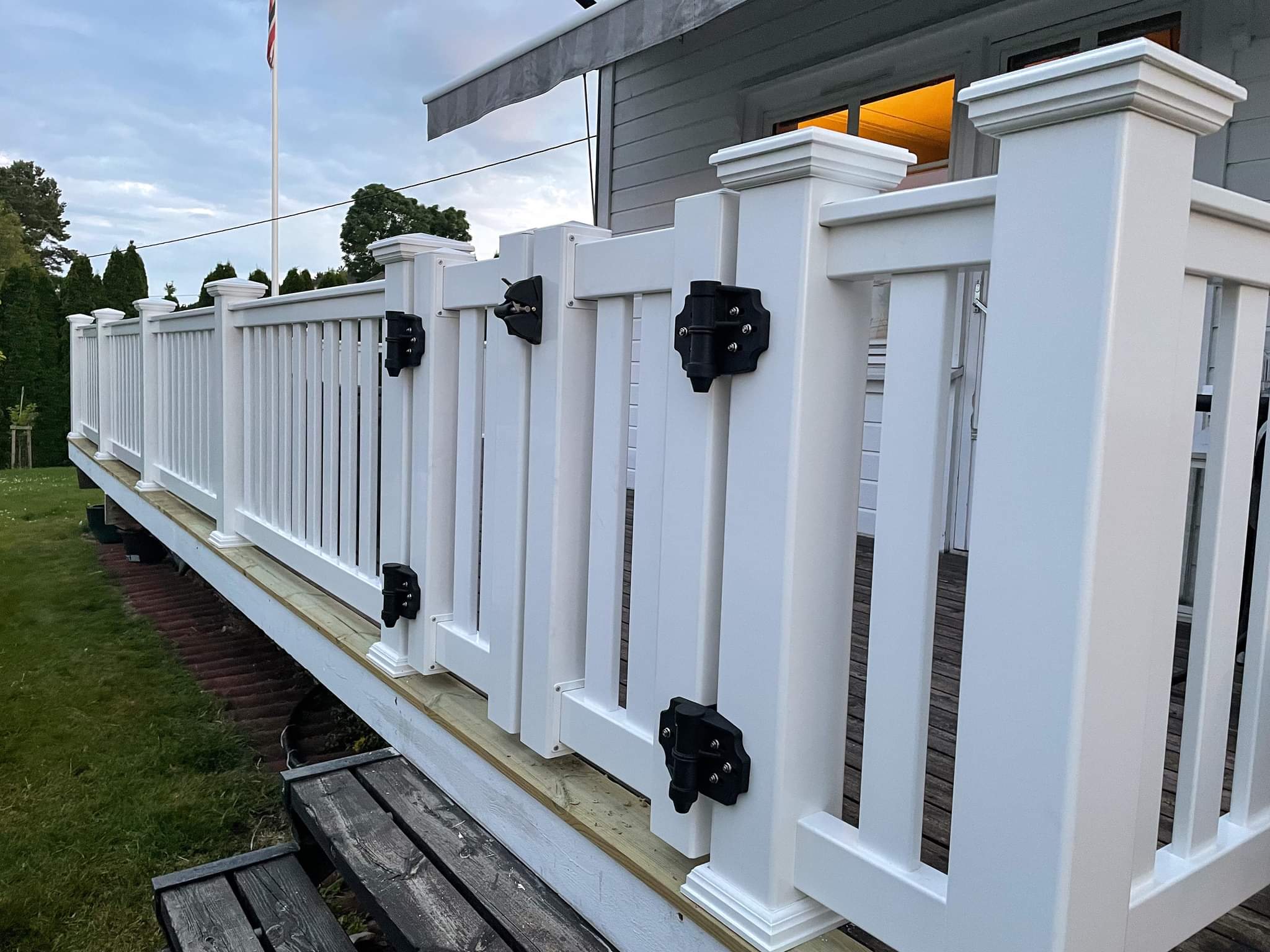 Rekkverk og gjerder - Øisjøfoss Montasje As